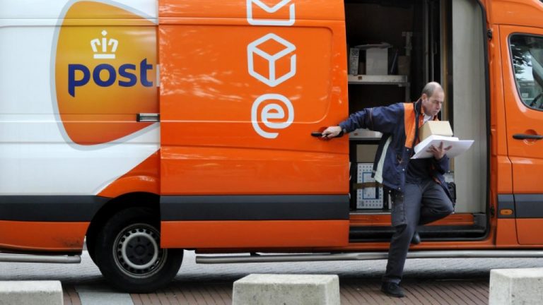 Postnl koeriersbus leasen | Lees de voorwaarden | Vind een mooie bus!